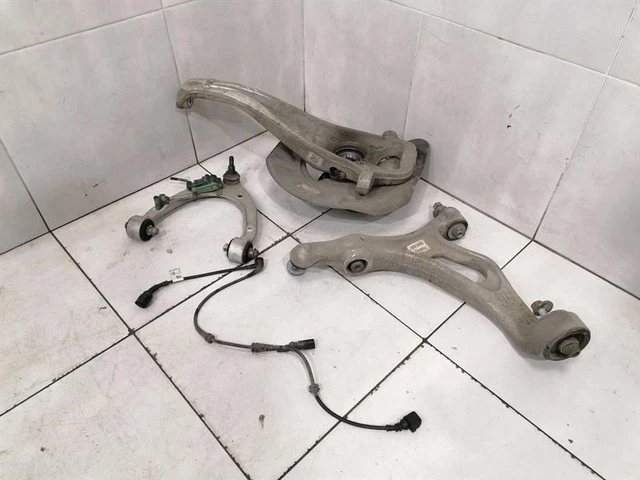 PORSCHE CAYENNE 958 92a Left Front Hub 95834115500 Wheel Bearing ...