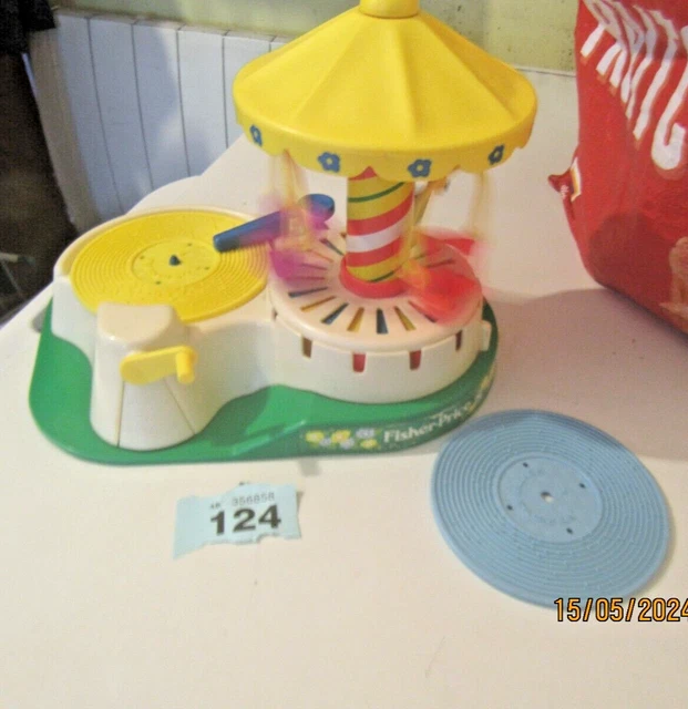 VINTAGE FISHER PRICE Change a tune Carousel with Record Player (1980) £ ...