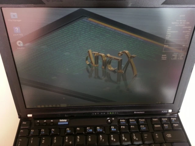 LENOVO THINKPAD X200 laptop. Libreboot BIOS. 8GB RAM. Core 2 Duo P8600 ...