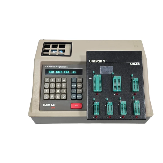 DATA I/O 29B Universal Programmer With UniPak 2 DEFEKT!!! EUR 1.079,20 ...