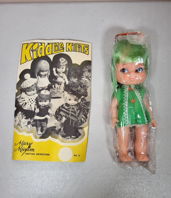 MARY MAXIM KIDDLE Knits Pattern Book with Shiba Doll Green Hair Big ...