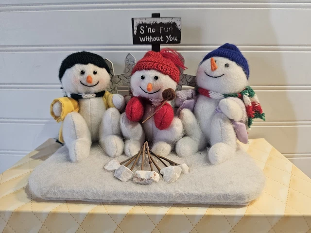 VINTAGE CHRISTMAS FELT Snowmen Figurines Winter Scene “S’no Fun Without ...