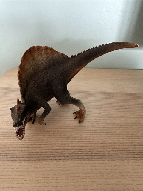 SCHLEICH SPINOSAURUS DINOSAUR Figure 2014 Toy Animal Realistic mouth ...