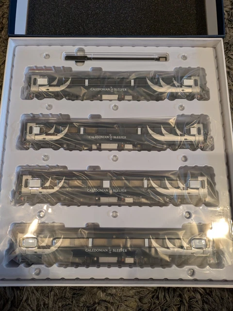 ACCURASCALE CALEDONIAN SLEEPER MK5 Lowlander Coach Set 4 Pack £307.48 ...