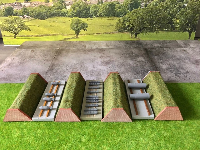 1:72 SCALE BUILT And Painted WW2 RAF Airfield Bomb Dump And Accessories ...