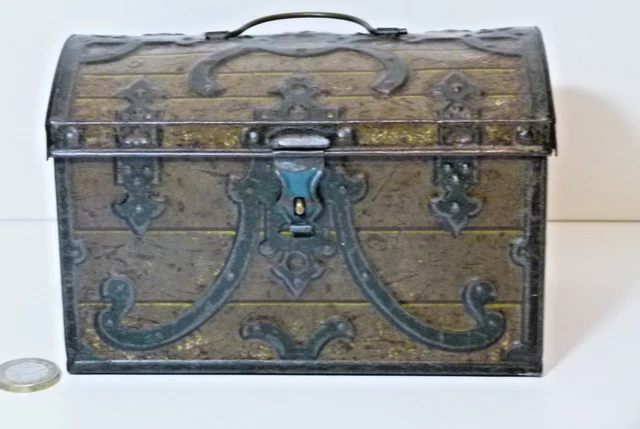 RARE ANTIQUE/VINTAGE FIGURAL Tin Treasure Chest Biscuits/Sweets 1910 £ ...