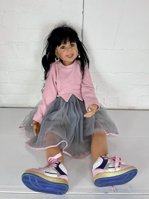 COLLECTABLE MONIKA LEVENIG Jointed Lifelike Vinyl Artist Doll 95cm Tall ...
