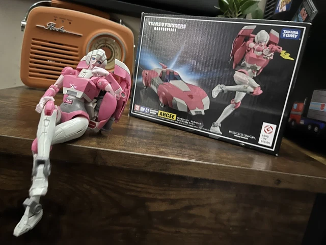 GENUINE TAKARA/TOMY TRANSFORMERS Masterpiece MP-51 Arcee. Mint In Box ...