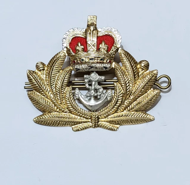 ROYAL NAVY OFFICERS Cap Badge (A4) £22.00 - PicClick UK