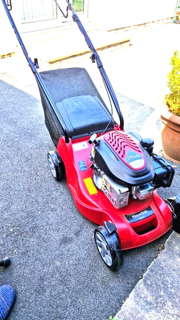 MOUNTFIELD SP41 PETROL MOWER-with Autochoke Engine- 3 months old. £182. ...