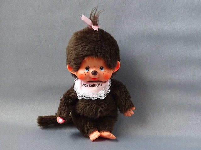 SEKIGUCHI MONCHHICHI - Mädchen mit Lätzchen und Nuckelflasche ...