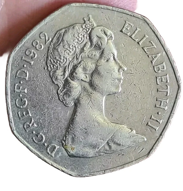 1982 PROOF 50P BRITANNIA large old style Fifty Pence coin Elizabeth II ...