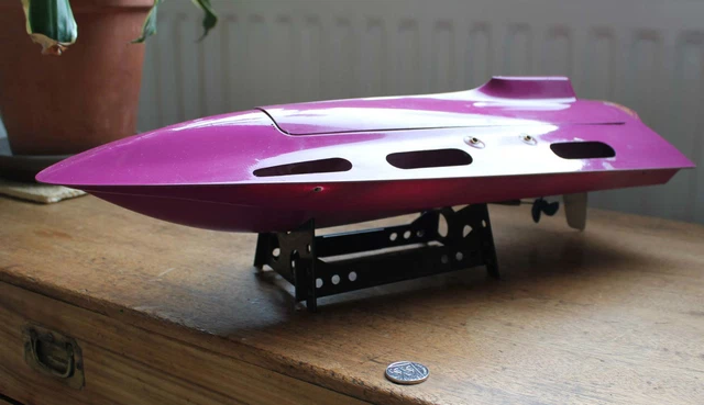 KUKORELLI RAINBOW-1 ECO/F2 Class RC racing Boat - Rare £120.00 ...