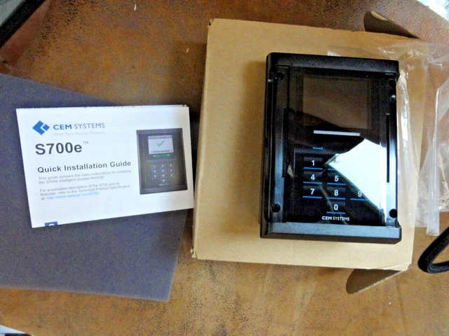 CEM SYSTEMS S700E RDR/700/008 iClass IP Card Reader and Combined ...