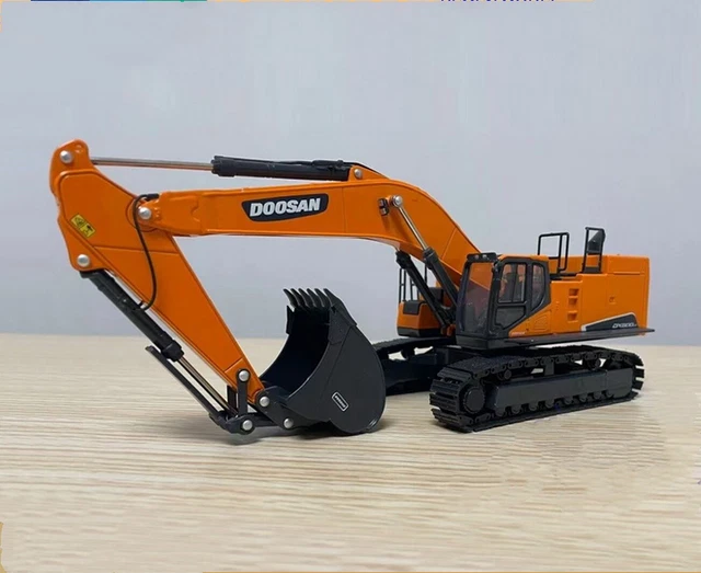 1/50 DOOSAN DX800LC-9 Hydraulic Excavator Engineering Vehicle Diecast ...