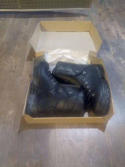 CHAUSSURES / RANGERS Félin Meindl Army Gore-Tex Neuves Armée Française ...