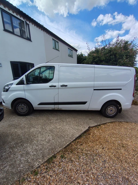 FORD TRANSIT CUSTOM Lwb Rare Adaptive cruise control / Air Con / Apple ...