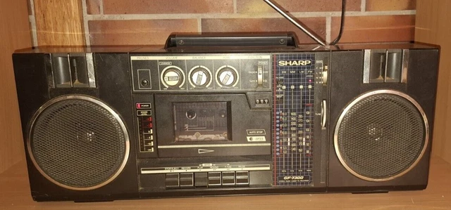 BOOMBOX GHETTOBLASTER SHARP GF-7300 vintage radio cassette Radio Stereoanlage EUR 44,00 ...