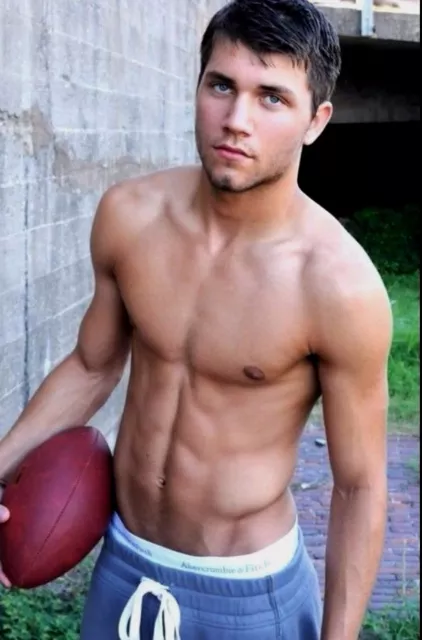 Shirtless Male Beefcake Smiling Athletic Muscular Hunk Beach Jock Photo