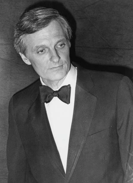 AMERICAN ACTOR AND director Alan Alda circa 1985 Old Photo $9.00 ...