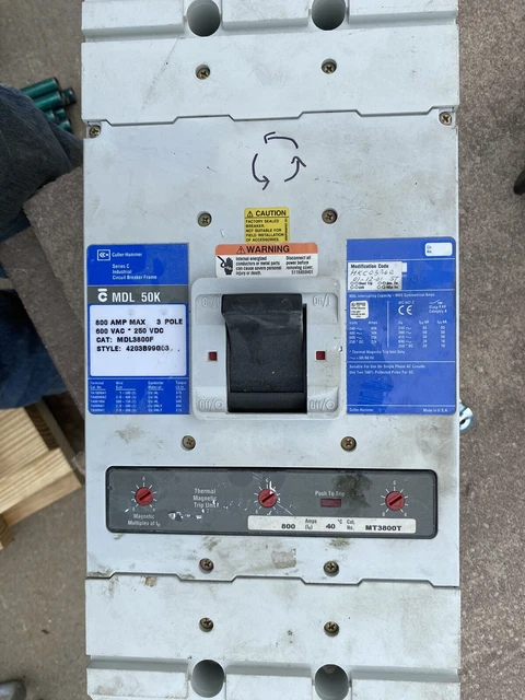 EATON CUTLER-HAMMER MDL3800 800A 600 Vac 250 Vdc 3-Pole Circuit Breaker ...