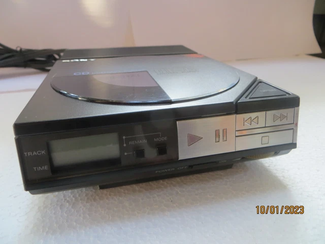 SONY D-5A DISCMAN Portable Compact Disc Player CD & AC-D50 Power Dock ...