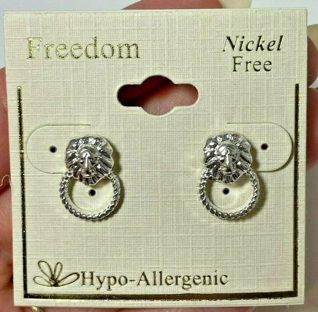 NWT FREEDOM DÉLICAT Argent Ton Lion Tête Porte Bouton Percé Boucles B10 ...