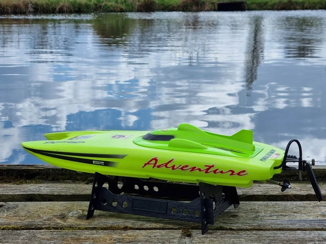 RC JET BOAT HENG LONG Yacht Salina Remote Radio Control R/C Speedboat Toy UK R/C £81.00 ...