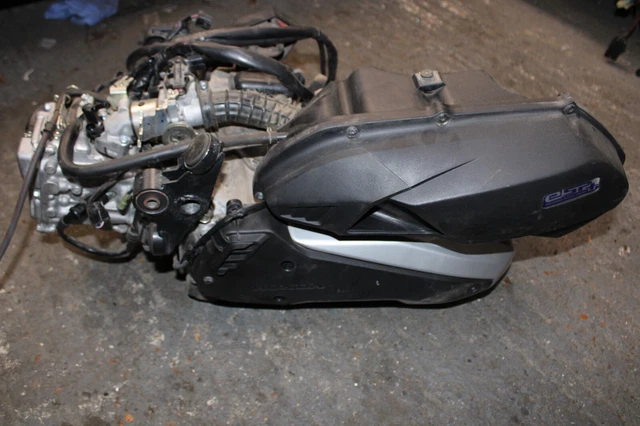 HONDA PCX 125 ENGINE COMPLETE 2021-2023 ONLY DONE 11k MILES £600.00 ...