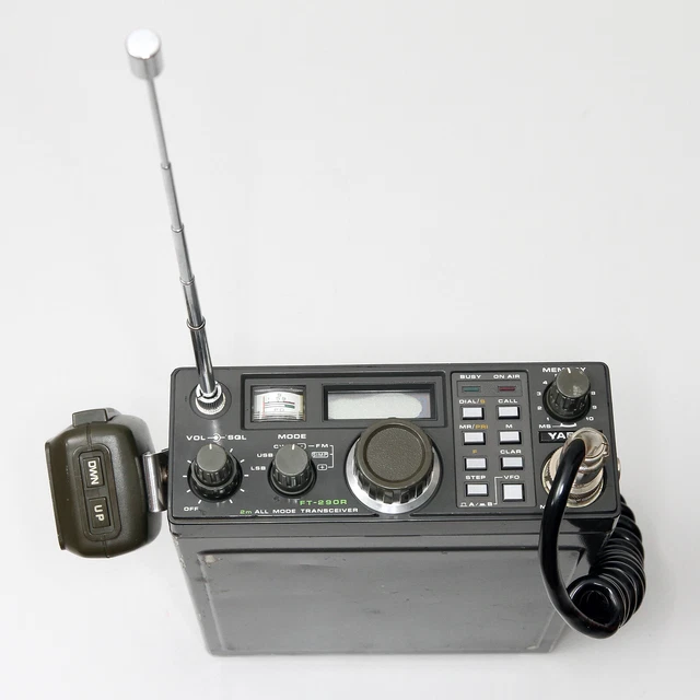 YAESU VHF FT-290R ricetrasmettitore all-mode radio FM SSB 2m ...