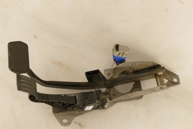 FORD KUGA II DM2 AV61-2467 F1DC-9F836 Pédale d'accélérateur 2.50 ...
