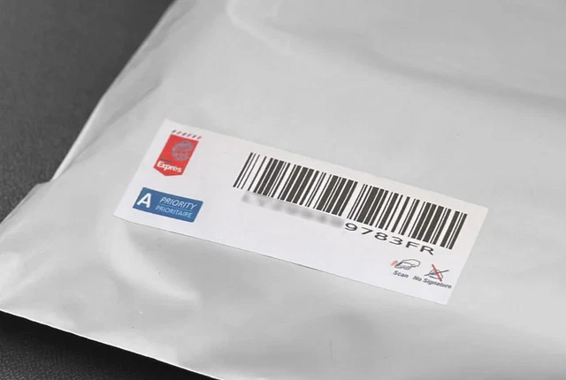 LOT DE 32 Stickers Suivi export International Courrier et Petits Colis ...