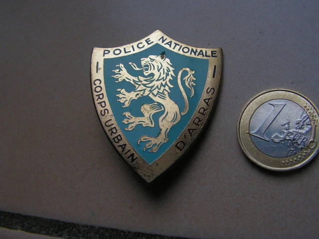 INSIGNE ANCIEN police nationale corps urbain d'arras EUR 9,48 - PicClick FR