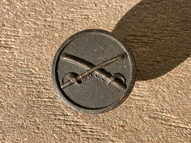 WW1 US ARMY Enlisted Cavalry Cav Collar Disc Disk Disc Insignia Pin ...