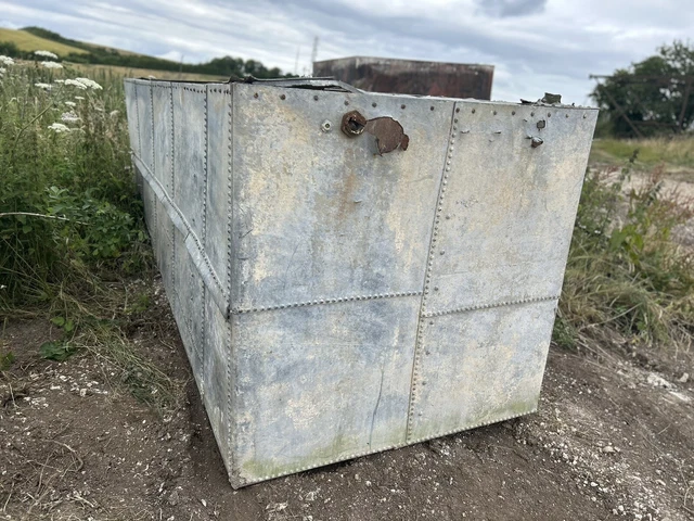 VERY LARGE GALVANISED Riveted Water Tank / TroughWater 16 Feet Long 5 ...