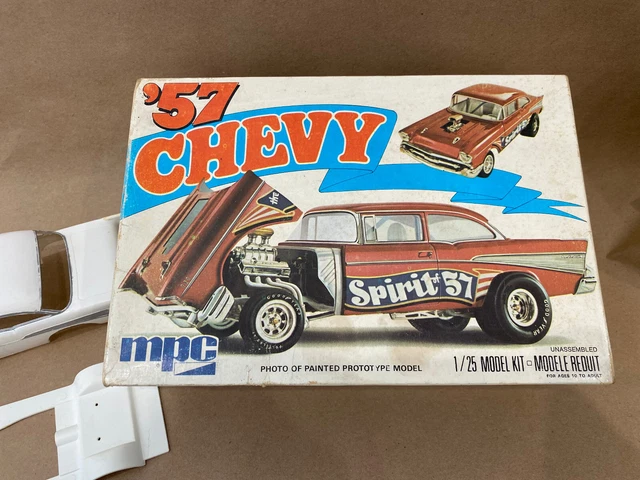 MPC MODEL KING 1957 '57 Chevy Flip-Nose Gasser Model Kit 21880 1/25 ...