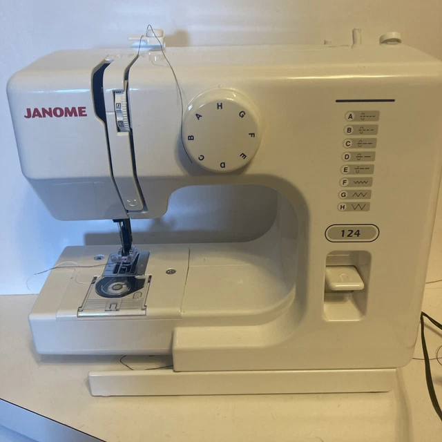 JANOME 124 ELECTRIC Sewing Machine Small Mini Lightweight 5 lbs ...