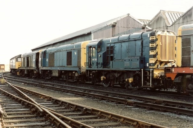 PHOTO CLASS 47 Loco No 47578 - 20211 - 20212 - 08753 - 20122 Left To ...