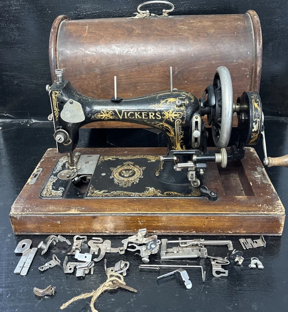 ANTIQUE VICKERS MODELE De Luxe Sewing Machine With Full Accessories ...