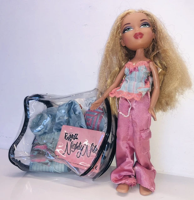 VINTAGE BRATZ DOLL Set Nighty Nite Fiona Complete Set 2001 Doll Play ...