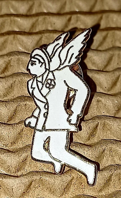 PIN'S RARISSIME ! De Charles Trenet Chanteur Illustration Jean Cocteau ...