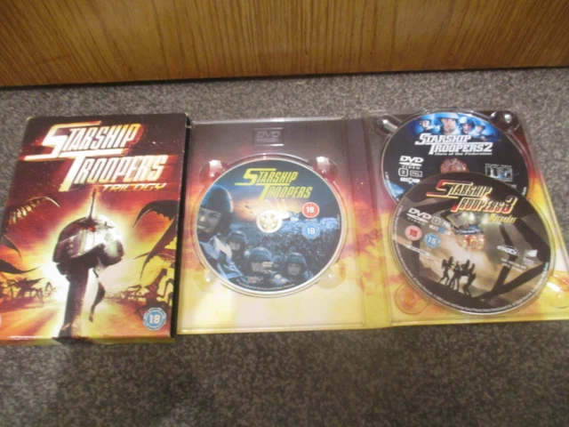 STARSHIP TROOPERS TRILOGY Genuine R2 Dvd Boxset 3-Disc Casper Van Dien ...