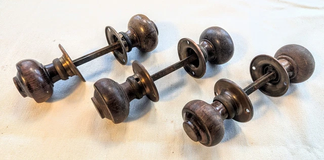 ANTIQUE WOODEN DOOR Knobs With Brass Fittings Victorian Style Hardware Decor £40.24 - PicClick UK