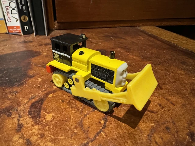 THOMAS THE TANK Engine & Friends Byron Take N Play Train Learning Curve ...