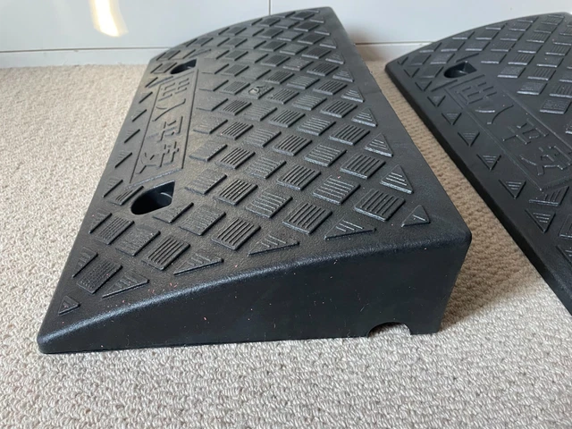 2X 50CM HEAVY Duty Plastic Kerb Ramps HGV Caravans Lorry Car Truck ...