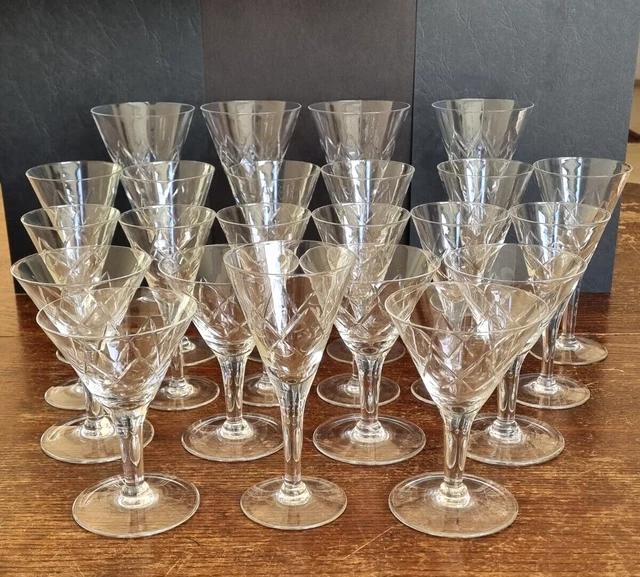 23 ANTIKE AUSSERGEWÖHNLICHE Art Deco Gläser (Sekt-,Weingläser ...