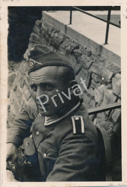 FOTO WK II Wehrmacht Portrait eines Soldaten Uniform L1.02 EUR 34,90 ...