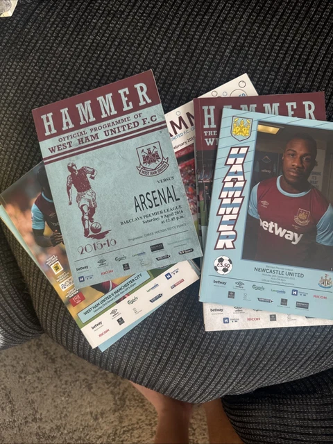 WEST HAM UNITED Programmes £4.38 - PicClick UK