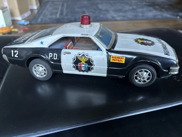 VINTAGE TAIYO JAPAN Battery operated Highway Patrol police car 1960's ...