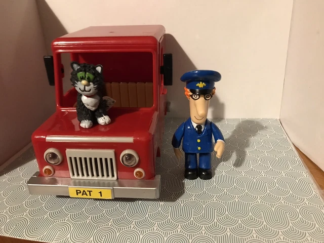 POSTMAN PAT AND Jess The Cat, Royal Mail Toy Van PAT 1 Friction VGC £10 ...